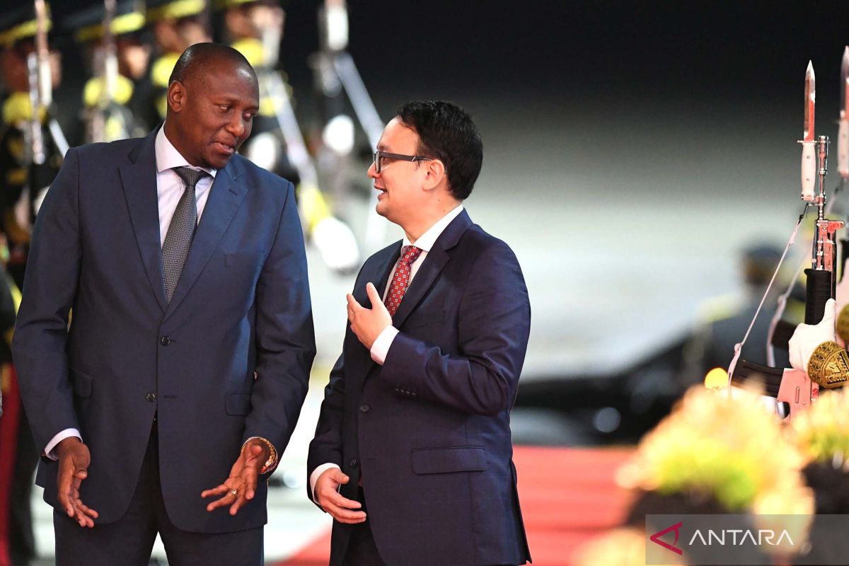 Perdana Menteri Eswatini Russell Mmiso Dlamini tiba di Bali - ANTARA News