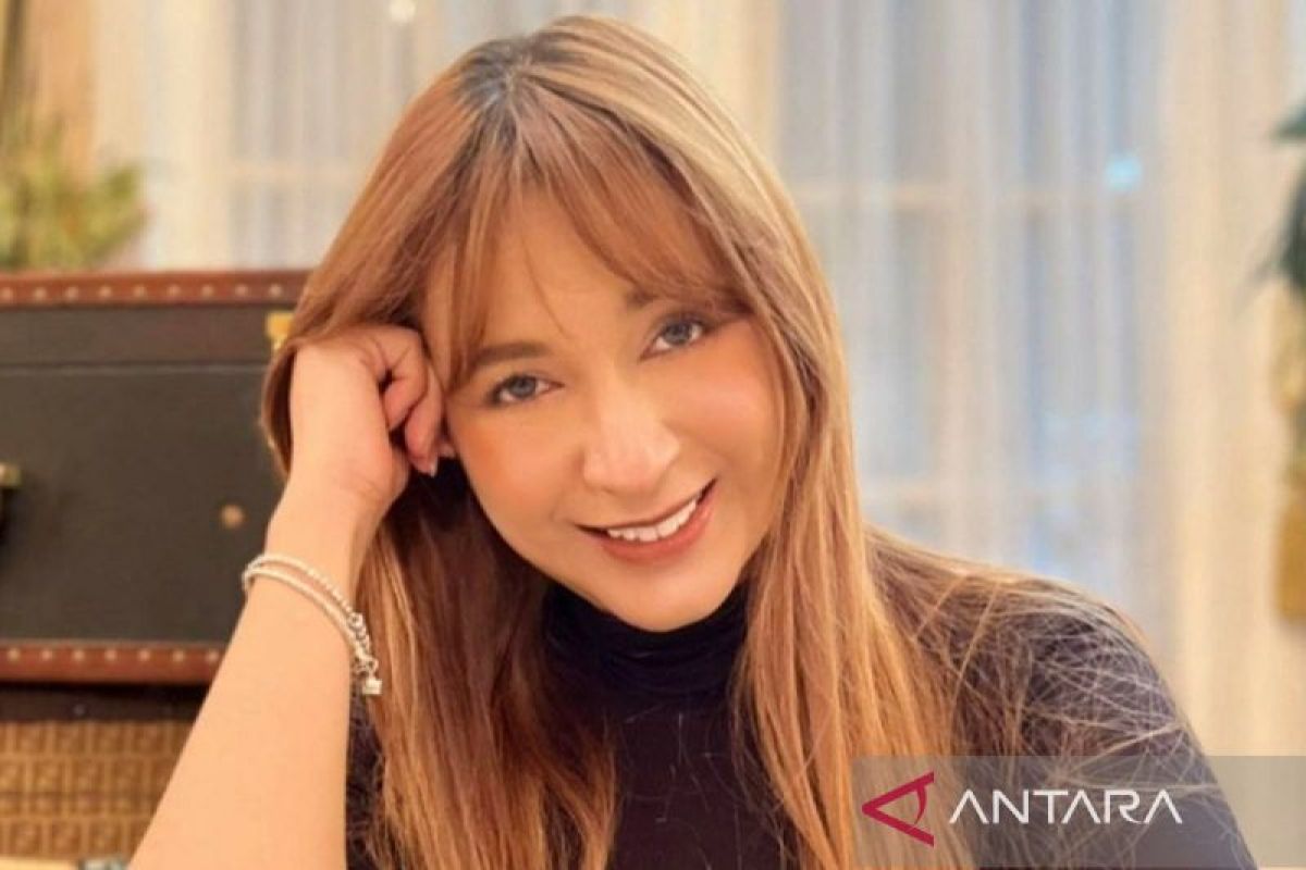 Kemarin, pemakaman Puput Novel hingga soal Chery Tiggo 9 - ANTARA News