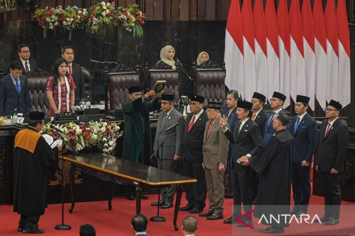 Ahmad Muzani dilantik sebagai Ketua MPR Periode 2024-2029 - ANTARA News