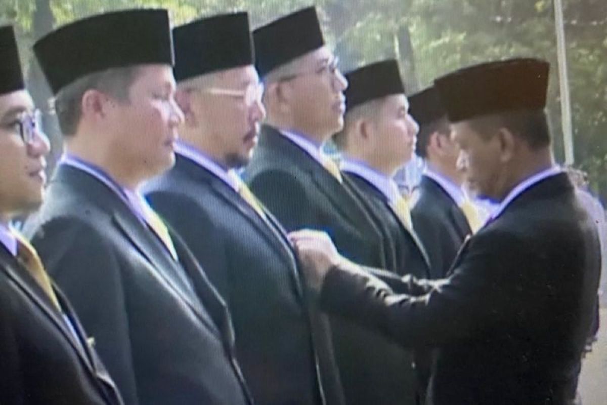 Dua insan SKK Migas terima Satyalancana Wira Karya 2024 - ANTARA News