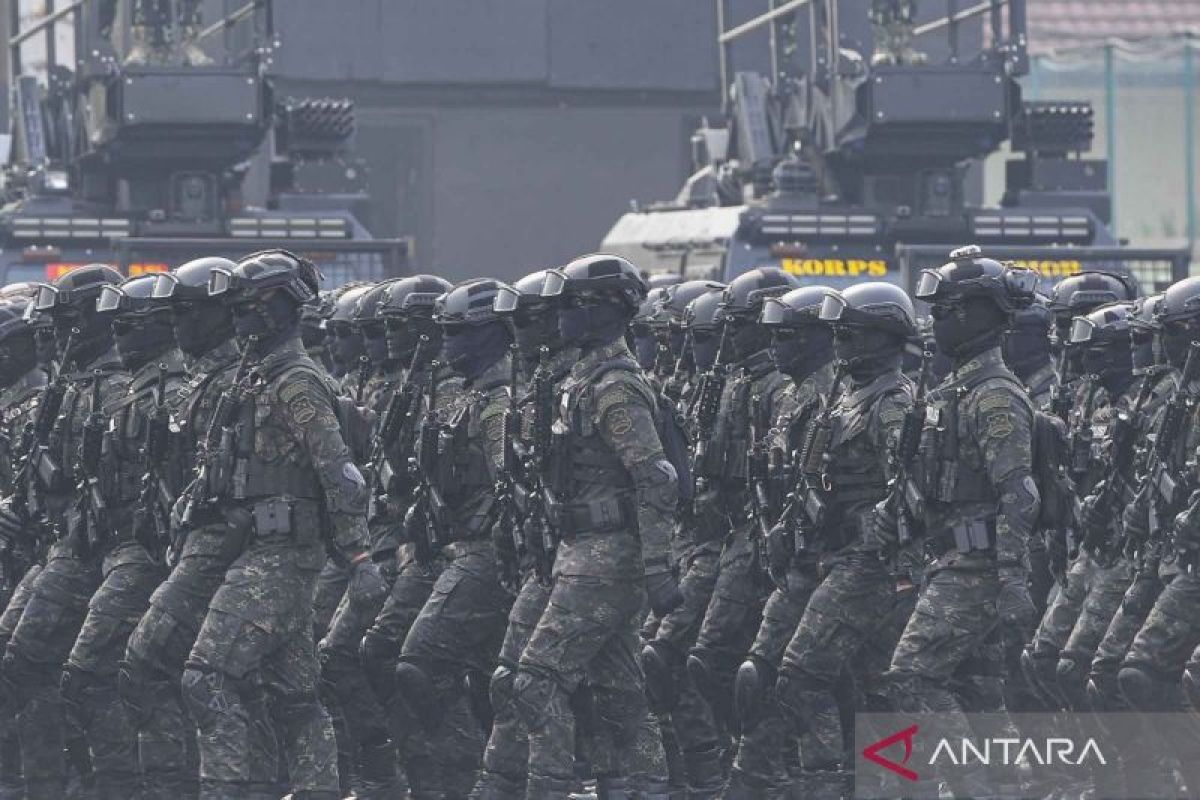 Apel dan simulasi pengamanan jelang pelantikan presiden dan wakil presiden - ANTARA News