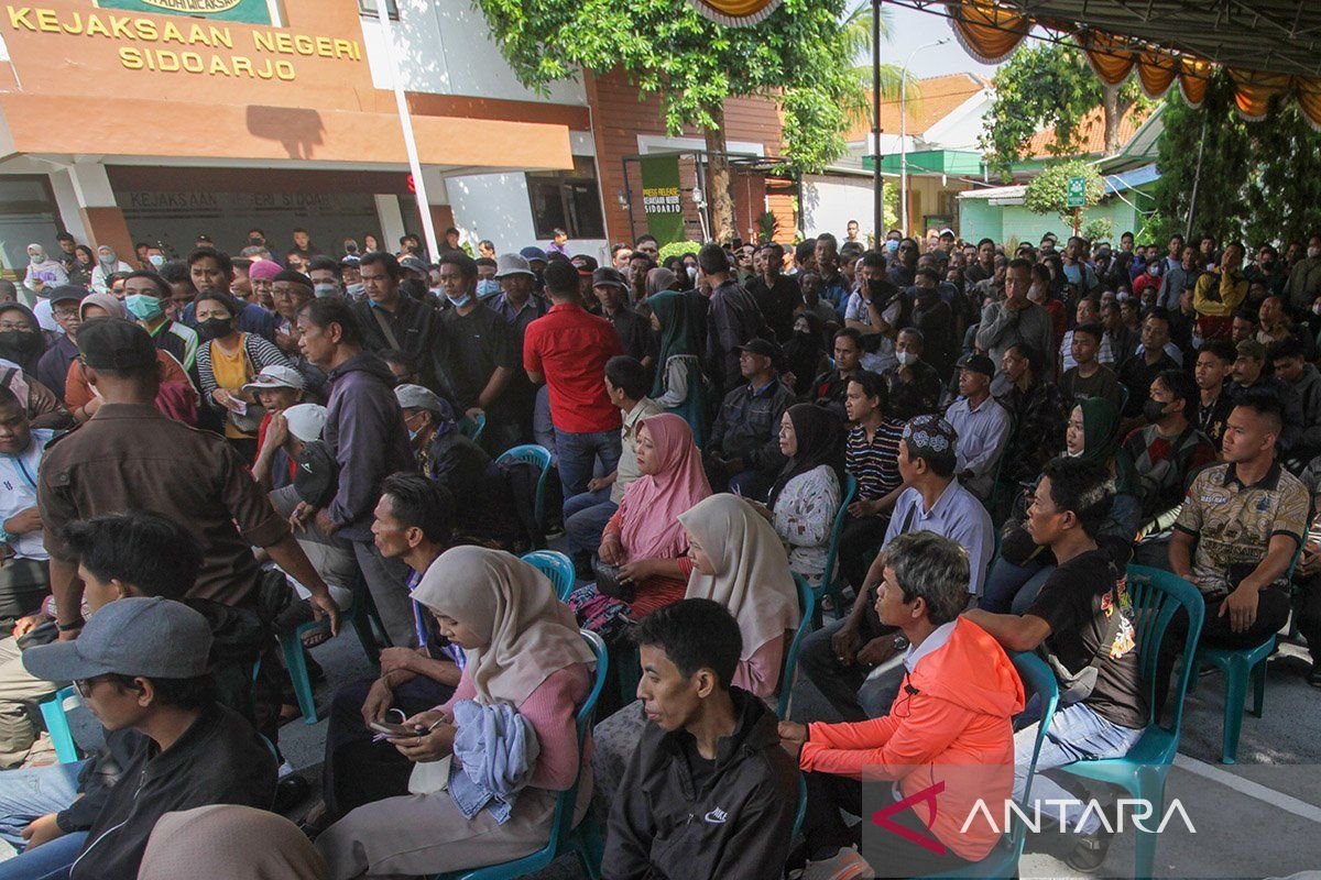 Ribuan pelanggar lalu lintas yang terjaring Operasi Zebra Semeru 2024 bayar denda tilang ...