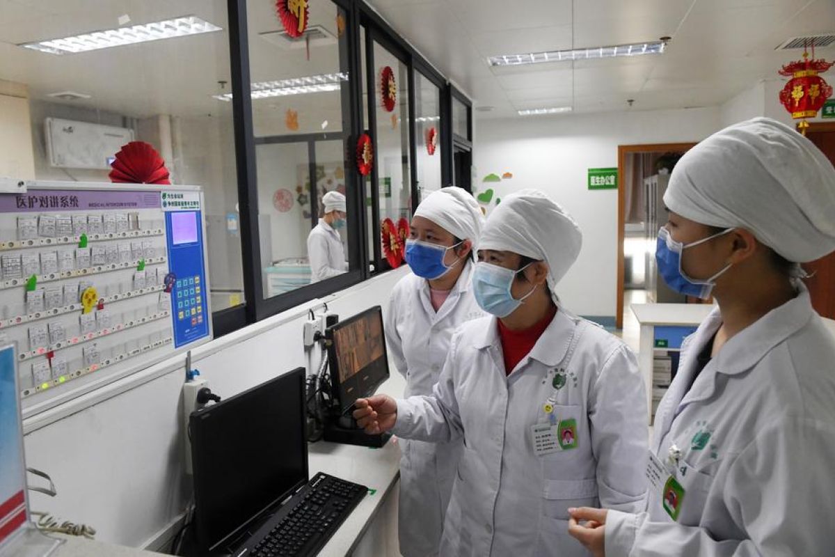 Kisah para pembawa cahaya harapan di bangsal HIV/AIDS di China selatan ...