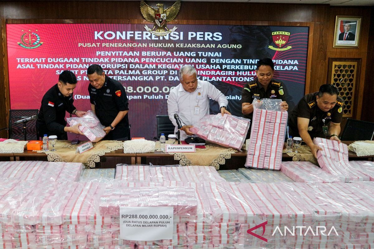 Kejakgung sita uang tunai Rp288 miliar terkait kasus Duta Palma Group - ANTARA News