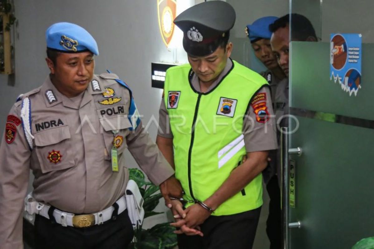 Sidang etik kasus penembakan siswa di Semarang - ANTARA News Bengkulu