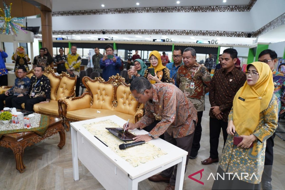 Mal Pelayanan Publik Pontianak diresmikan untuk tingkatkan layanan - ANTARA News Kalimantan Barat