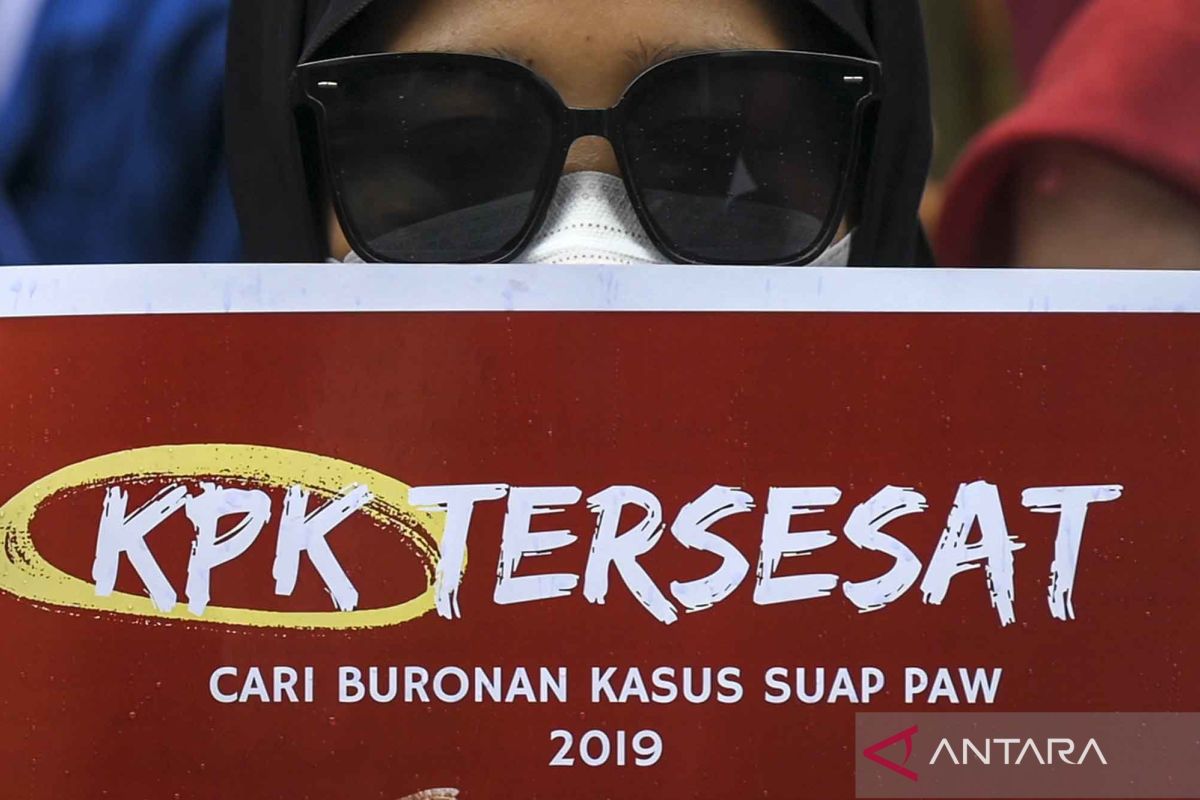 KPK dituntut tangkap buronan Harun Masiku terkait kasus suap PAW anggota DPR - ANTARA News