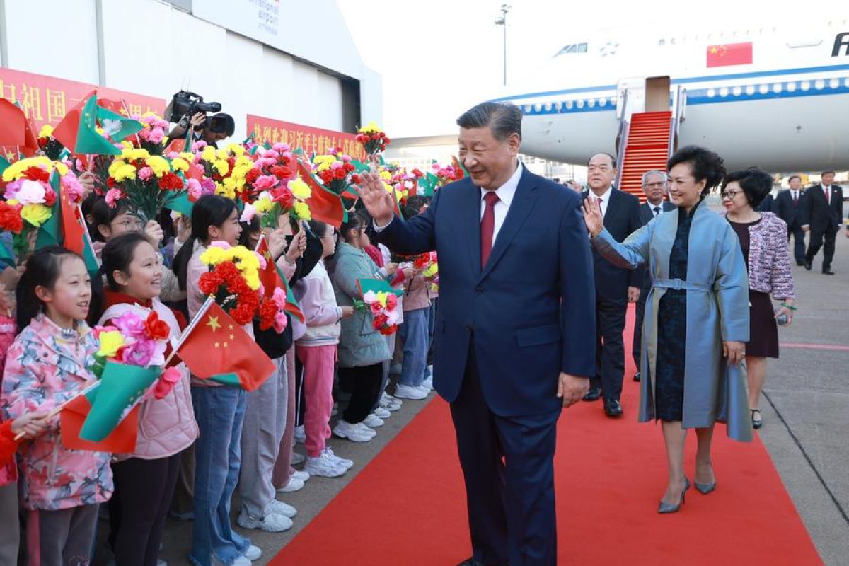 Xi Jinping tiba di Makau untuk hadiri peringatan 25 tahun kembalinya Makau ke pangkuan China dan ...