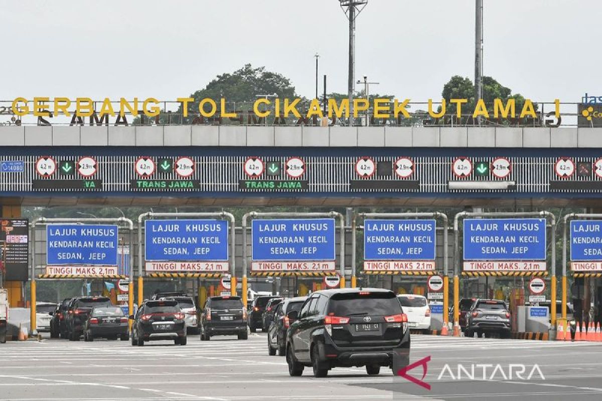 Hingga H-3 natal, sebanyak 835 ribu kendaraan tinggalkan Jabotabek - ANTARA News