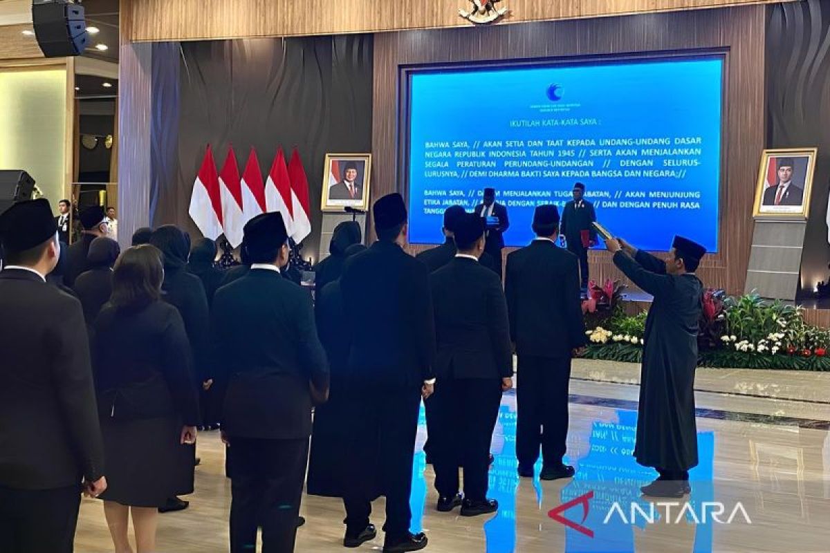 Menteri HAM lantik 56 pejabat manajerial di lingkungan kementerian ...