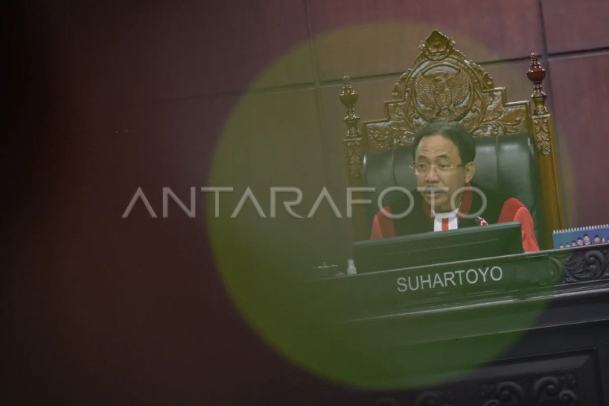 MK hapus persyaratan ambang batas pencalonan presiden - ANTARA Sumbar