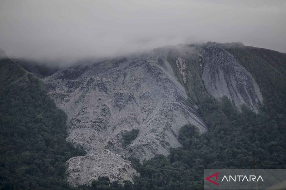 Aktivitas vulkanik Gunung Ibu di Halmahera Barat meningkat - ANTARA News