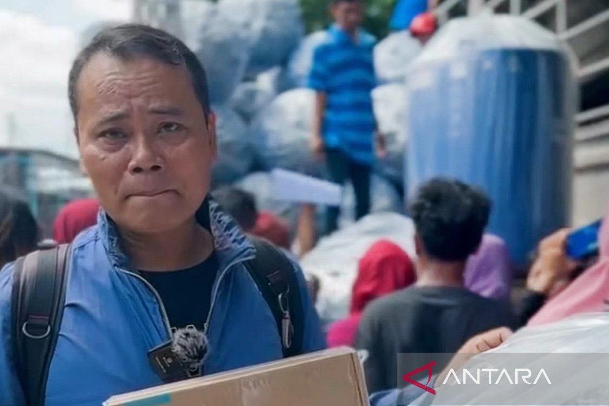 PAM Jaya salurkan bantuan air bersih untuk warga Pademangan Jakut ...