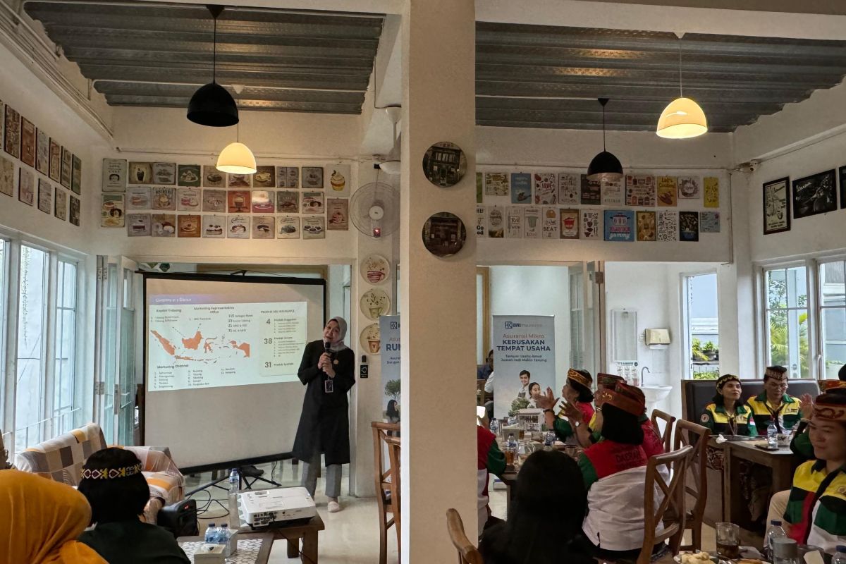 BRI Insurance memberikan edukasi ke Lembaga Perempuan Dayak Nasional ...