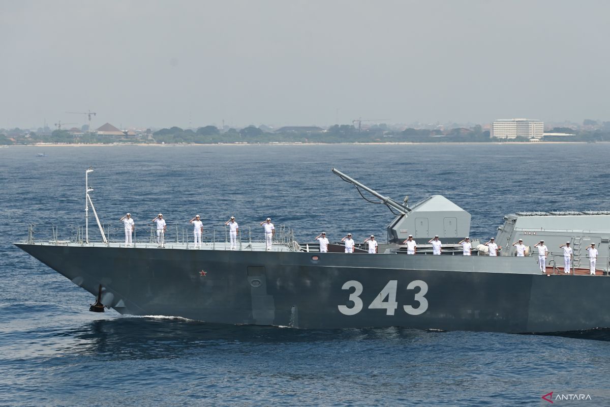 Rusia dan China gelar latihan militer bersama di Laut Jepang - ANTARA News Megapolitan