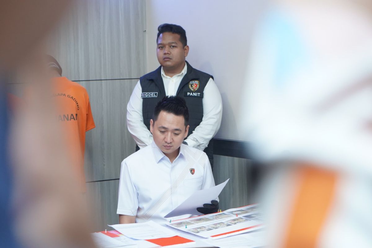 Polisi ungkap jual beli sajam untuk tawuran di Kelapa Gading - ANTARA News