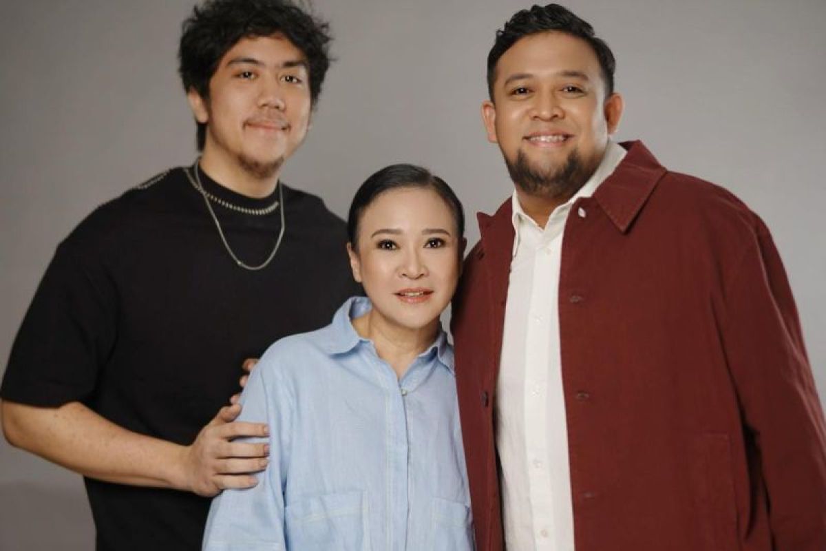 Ria Prawiro gandeng Mark Pattie nyanyikan karya terbaru Cinta Abadiku ...