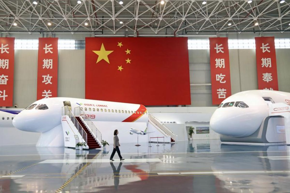 Ini perempuan perancang pesawat yang pimpin proyek pesawat C929 China - ANTARA News