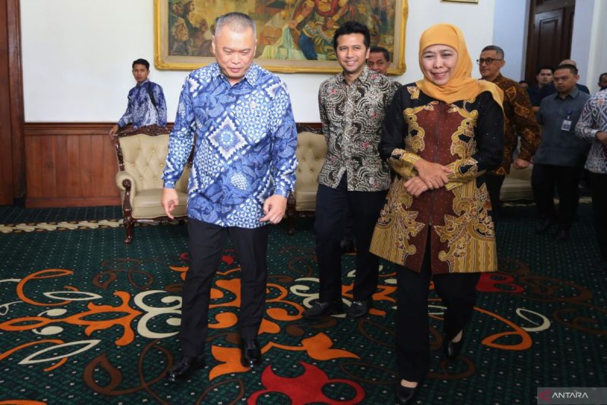 Pertemuan Menhub dan Gubernur Jawa Timur - ANTARA News Jawa Timur