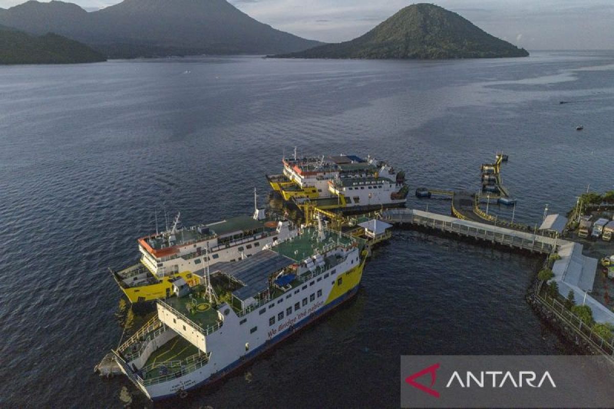 ASDP Indonesia Ferry siapkan armada feri untuk perlancar mudik lebaran 2025 - ANTARA News