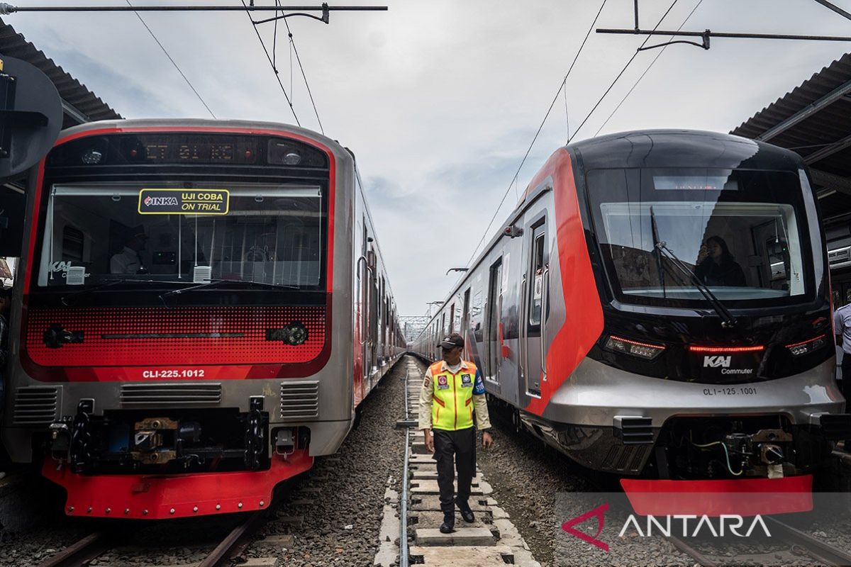Napak tilas perayaan 100 tahun operasional KRL di Indonesia - ANTARA News
