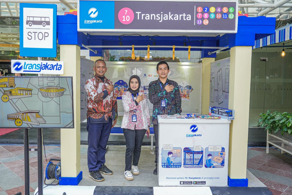 Transjakarta buka layanan pembuatan Kartu Layanan Gratis kilat - ANTARA News