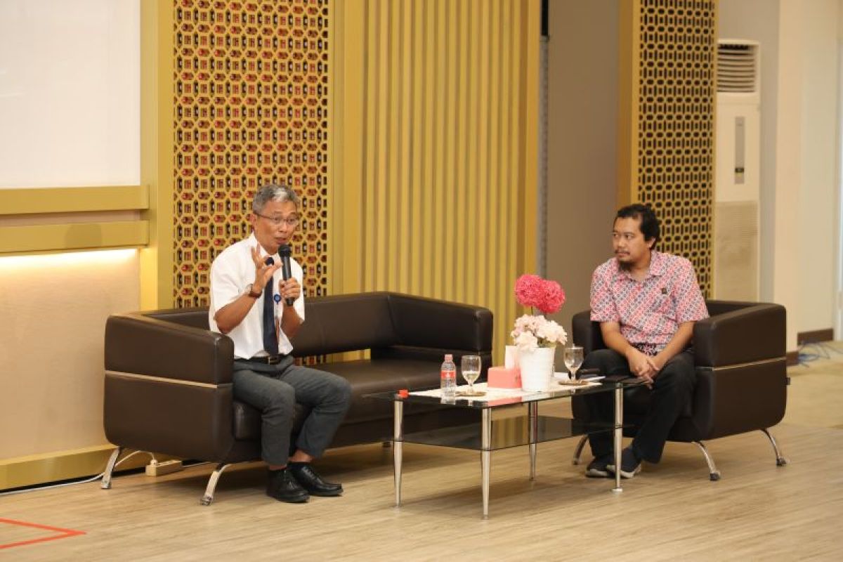 LPPM Untag Surabaya gelar forum ilmiah revitalisasi peran dosen ...