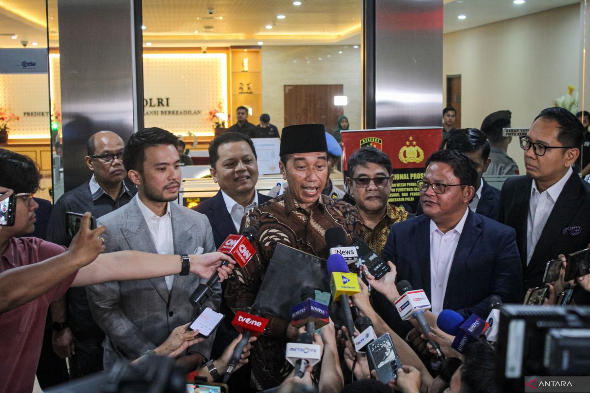 Hoaks! Hakim akui ijazah Jokowi palsu pada 17 Mei 2025 - ANTARA News Bangka Belitung