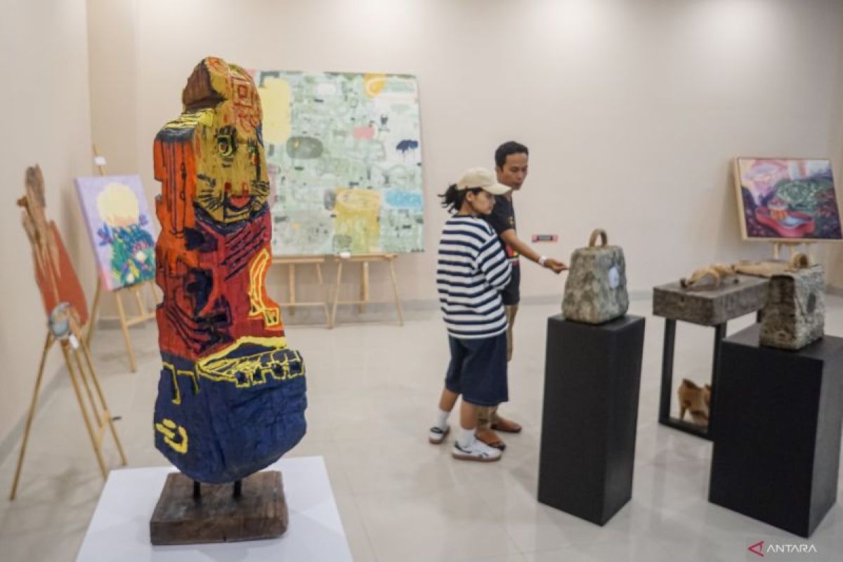 Art Sura ajang representasi ekosistem seni rupa di Solo - ANTARA News