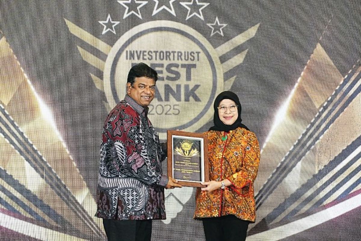 Bank Jateng raih penghargaan Investortrust Best Bank 2025 Kategori BPD ...