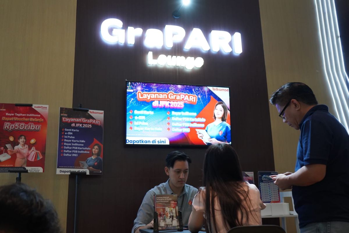 Telkomsel hadir di Jakarta Fair 2025 tawarkan produk dan layanan ...
