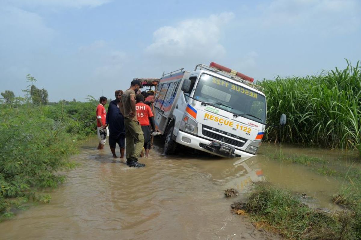 Album Asia: 79 orang tewas dalam sederet insiden hujan di Pakistan ...