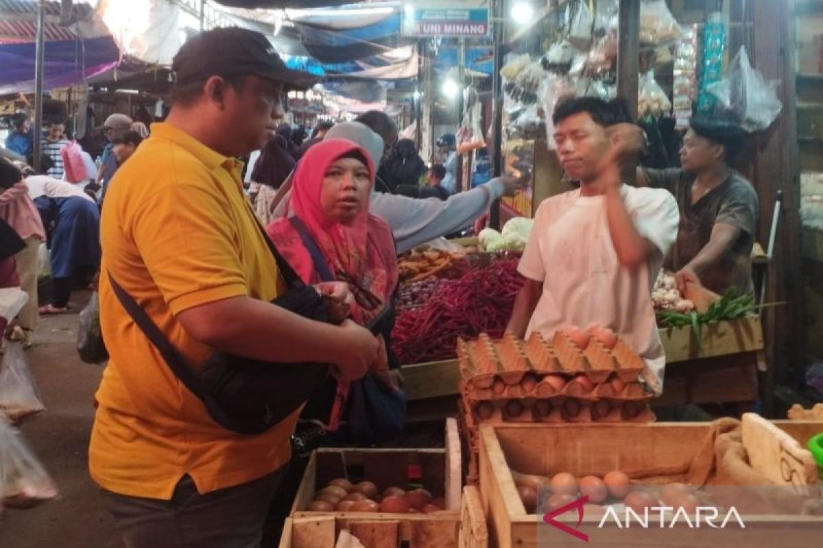 Bulog Belitung sosialisasikan penyaluran kembali beras SPHP - ANTARA ...