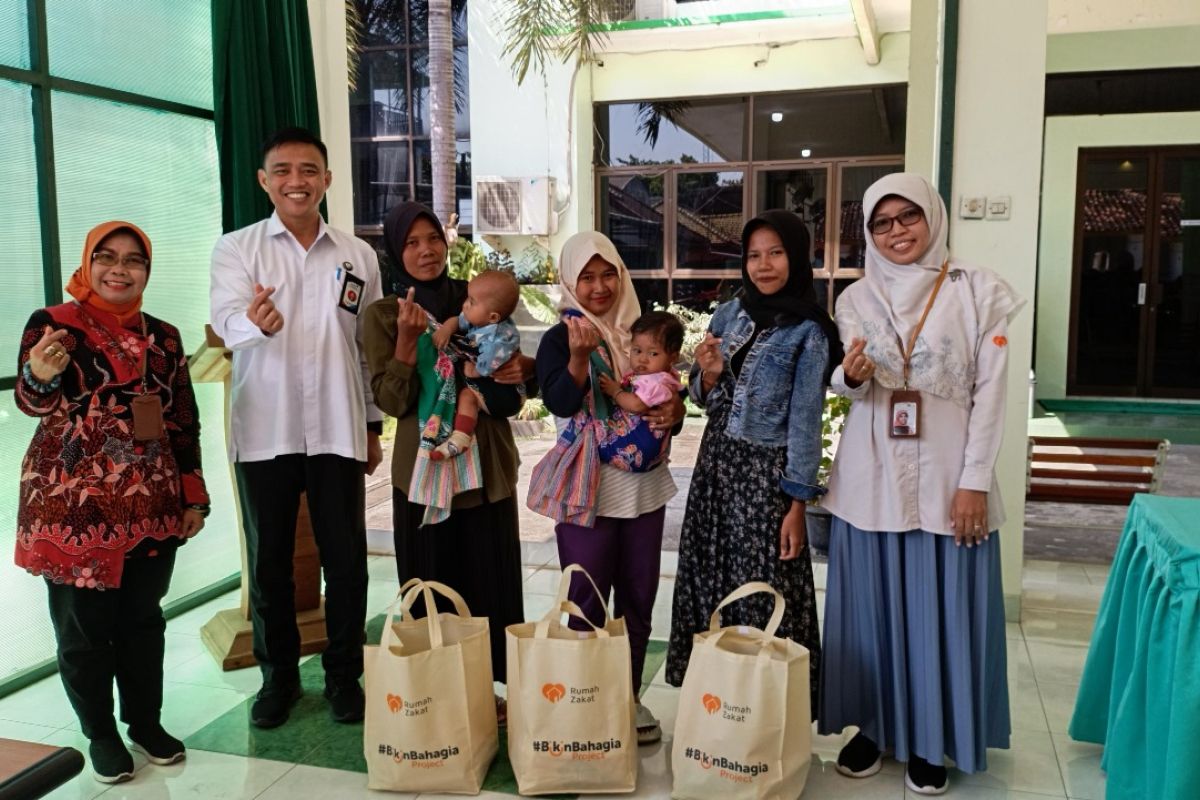 BKKBN DIY menyalurkan bantuan "Genting" untuk keluarga risiko stunting ...