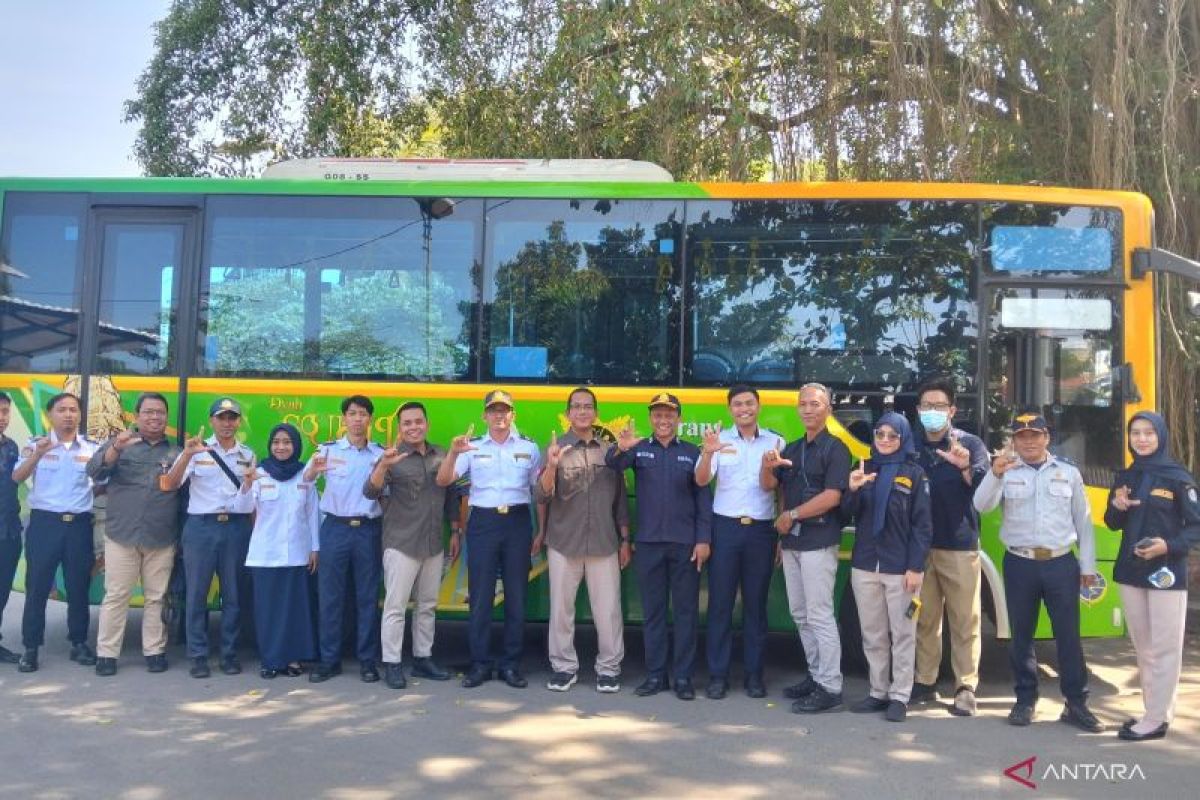 Dishub pastikan Bus Trans Jatim Lamongan-Paciran beroperasi Oktober ...
