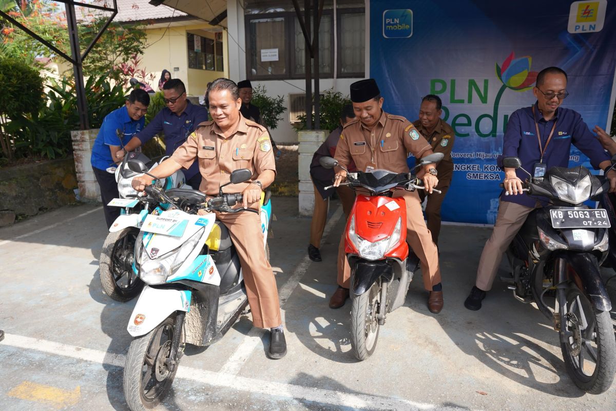 PLN peduli masa depan: Inovasi hijau dari sekolah untuk negeri - ANTARA ...