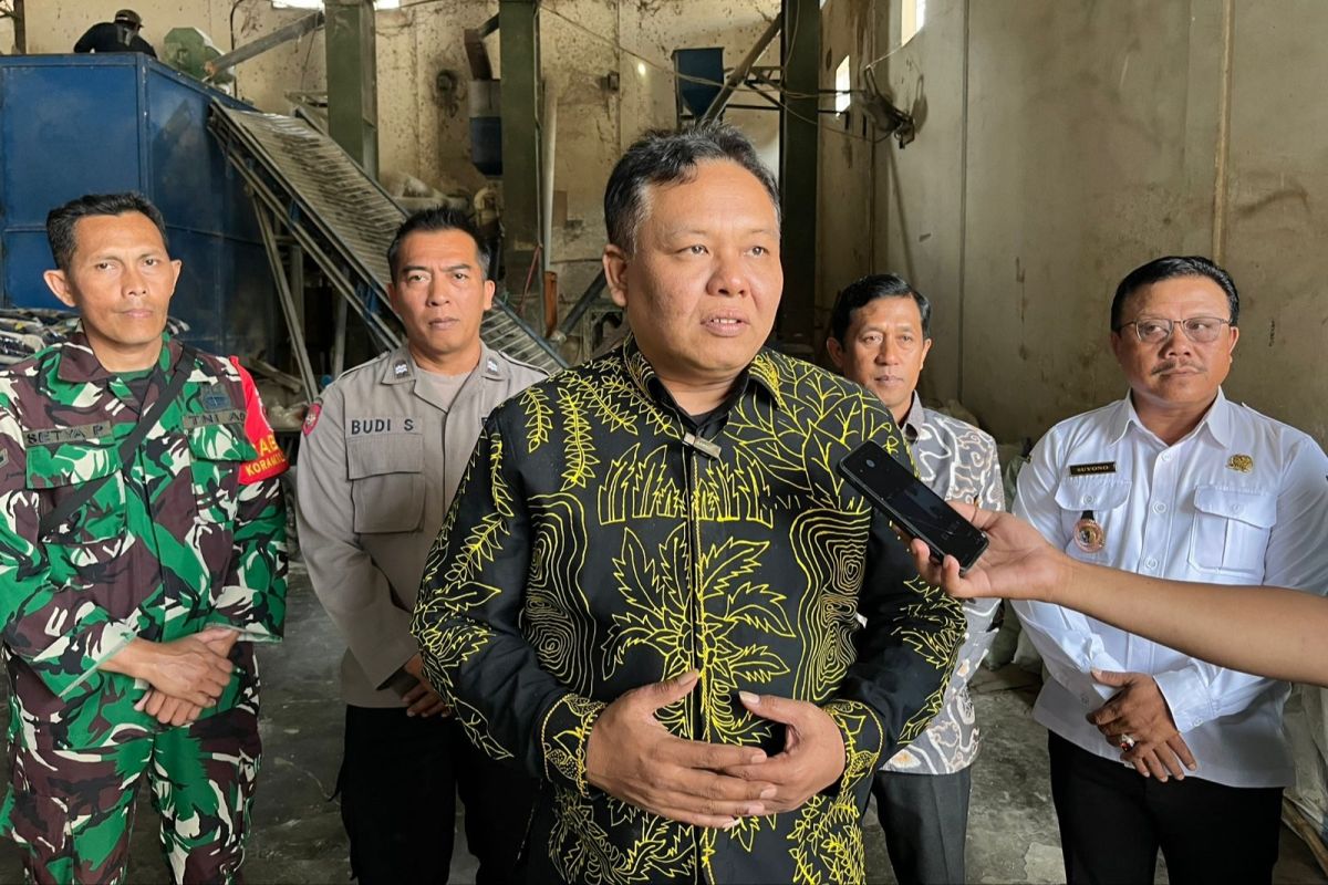 DPRD Jatim minta aparat tegas tindak pengoplos beras - ANTARA News Jawa Timur