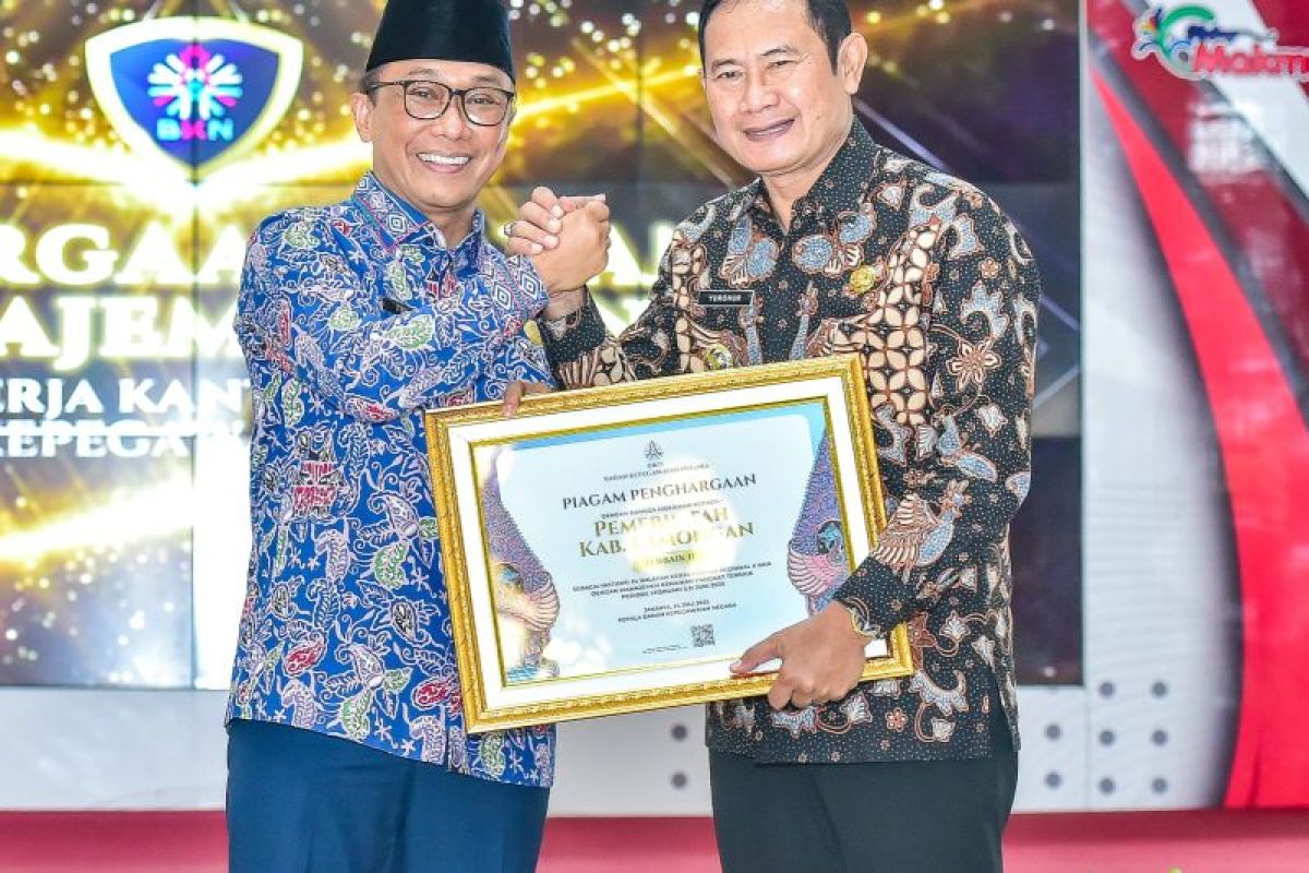 Pemkab Lamongan raih penghargaan manajemen kenaikan pangkat dari BKN - ANTARA News Jawa Timur