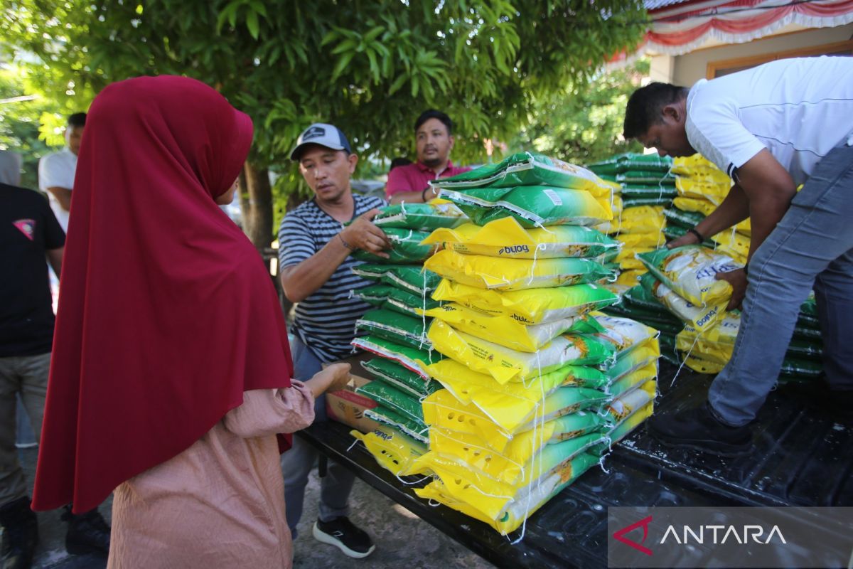 Pemerintah distribusikan beras SPHP melalui operasi pasar di Aceh - ANTARA News