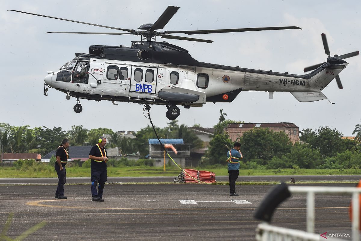 Lima helikopter diperbantukan untuk penanggulangan karhutla di Jambi - ANTARA News