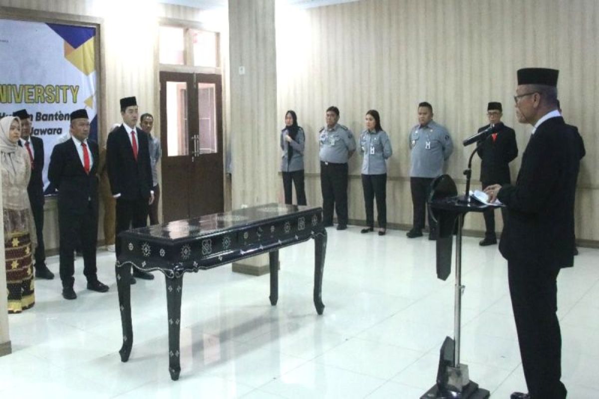 Kemenkum Banten lantik Notaris Pengganti, PPNS, dan Pewarganegaraan - ANTARA News Banten