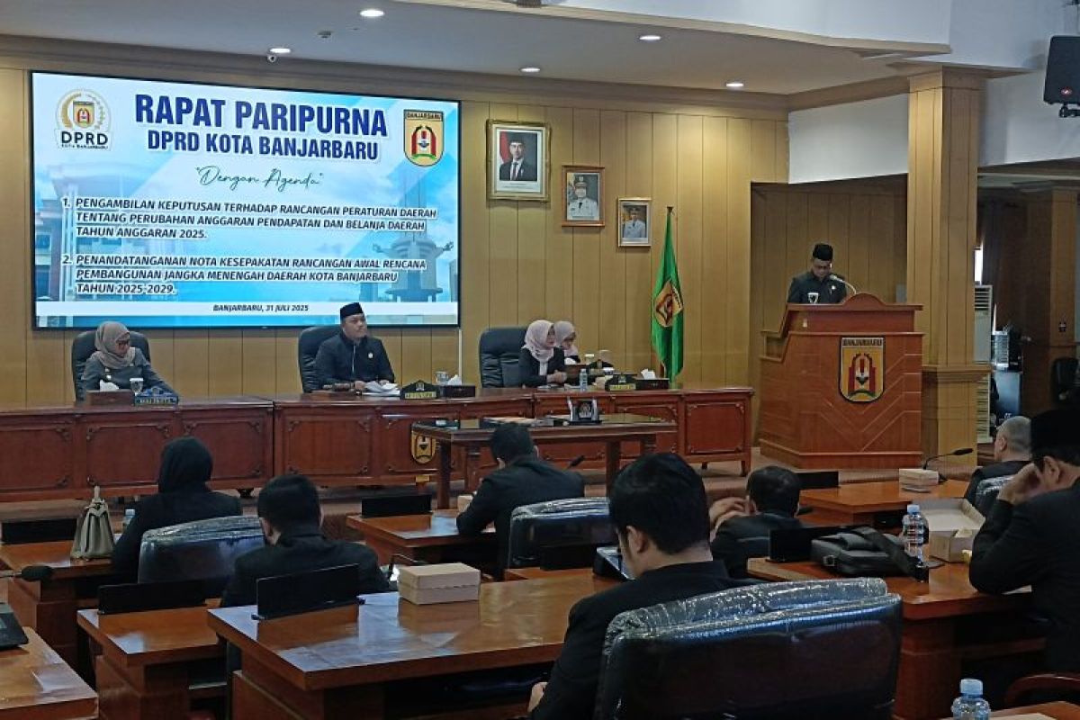 DPRD Banjarbaru minta Pemkot prioritaskan APBD Perubahan untuk kepentingan masyarakat - ANTARA ...
