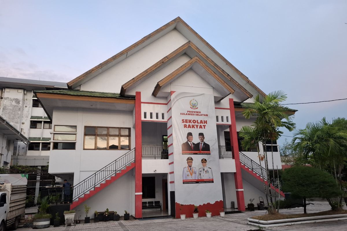 Sejumlah guru Sekolah Rakyat Sulsel mundur, 4 siswa tanpa konfirmasi - ANTARA News