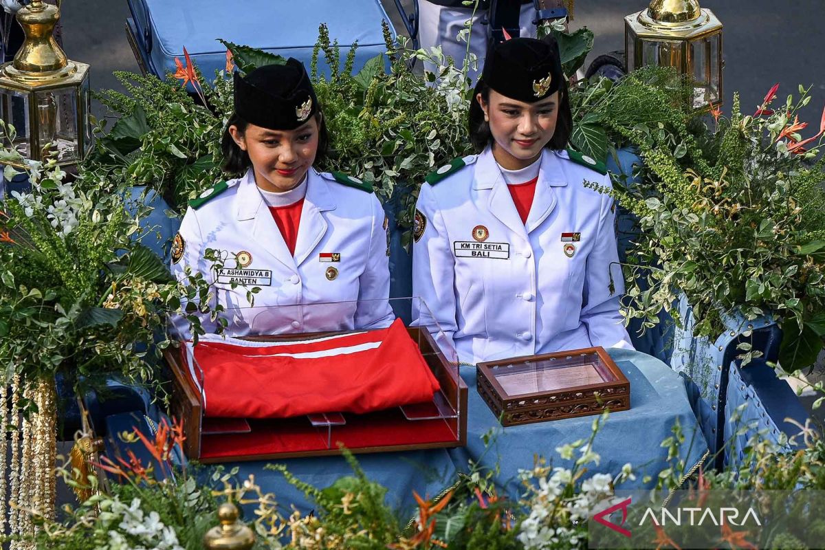 Begini suasana Kirab Merah Putih HUT ke-80 RI - ANTARA News