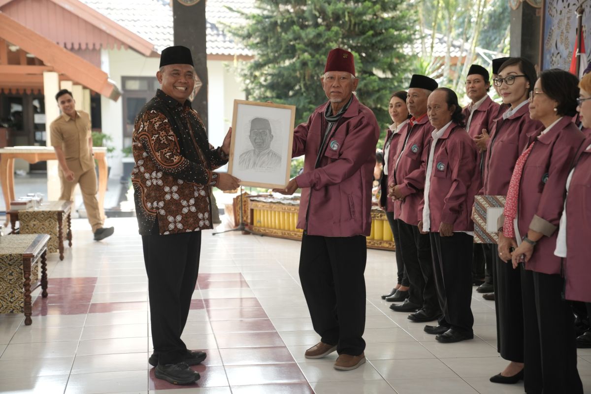 Bupati Sleman : Pasri berperan kembangkan seni & tradisi di Yogyakarta ...