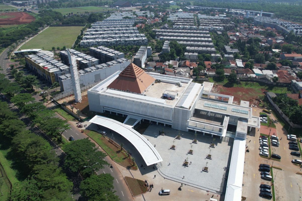 Masjid Raya Baitul Mukhtar BSD City mampu tampung hingga 7.000 jamaah ...