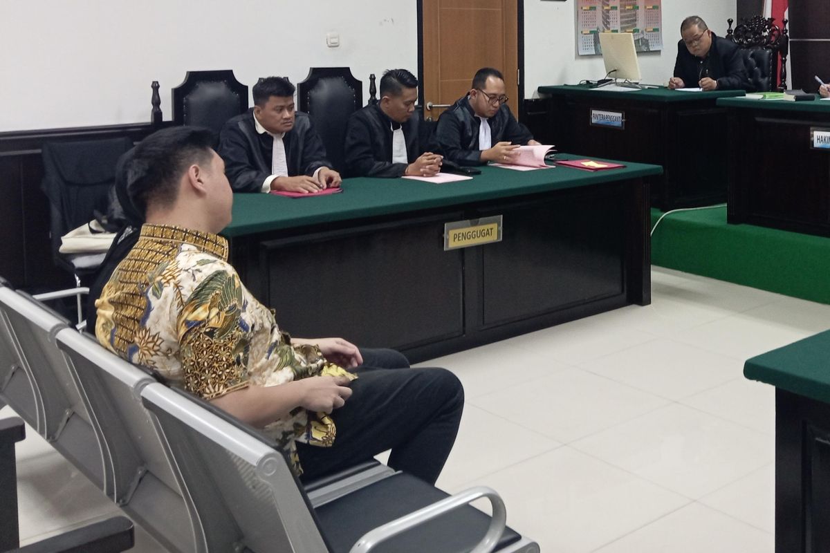 Anak pemilik Apotek Gama Cilegon diadili atas peredaran obat setelan ...