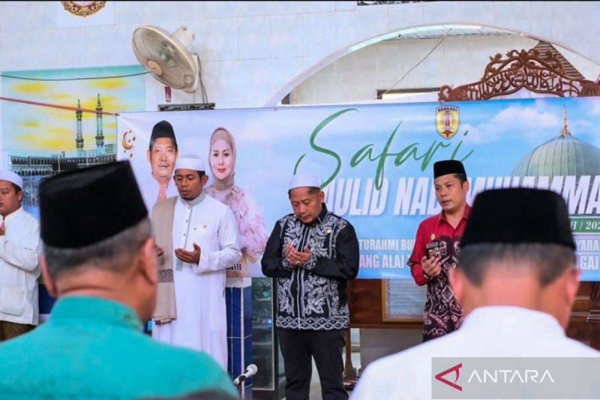 Bupati HST safari maulid ajak masyarakat teladani Nabi Muhammad SAW - ANTARA News Kalimantan Selatan