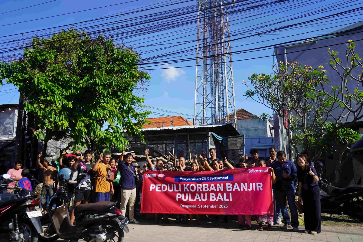 Telkomsel salurkan bantuan CSR untuk korban banjir di Bali - ANTARA ...