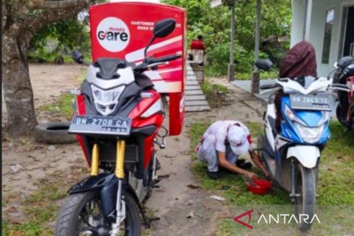 Honda Babel hadirkan layanan darurat Honda CARE untuk motor mogok di jalan - ANTARA News Bangka ...